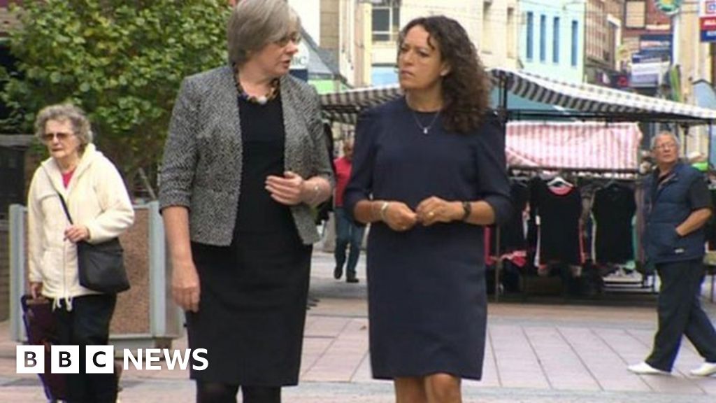 Bevan Foundation's bleak vision of 2020 Welsh economy - BBC News