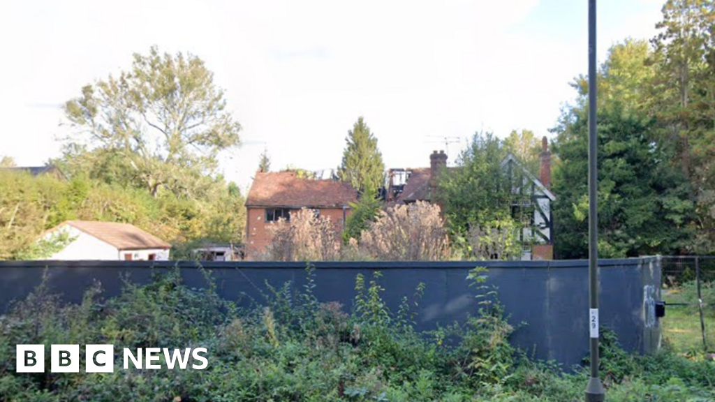 Demolition of former Ifield care home The Gables begins
