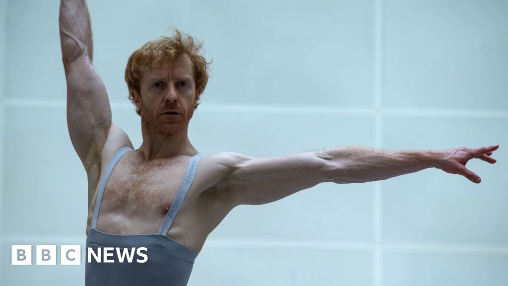 Steven McRae: I need the dancing profession to change - BBC News