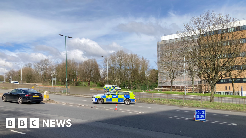 Police reopen A52 in Nottingham following serious crash