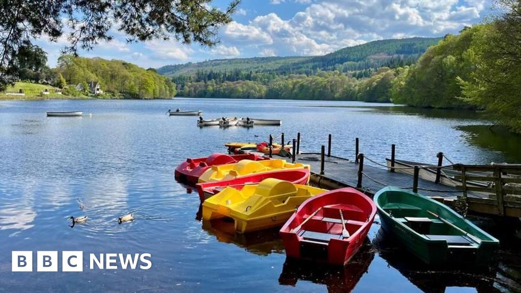 Minister sacked over WhatsApp messages faces standards probe