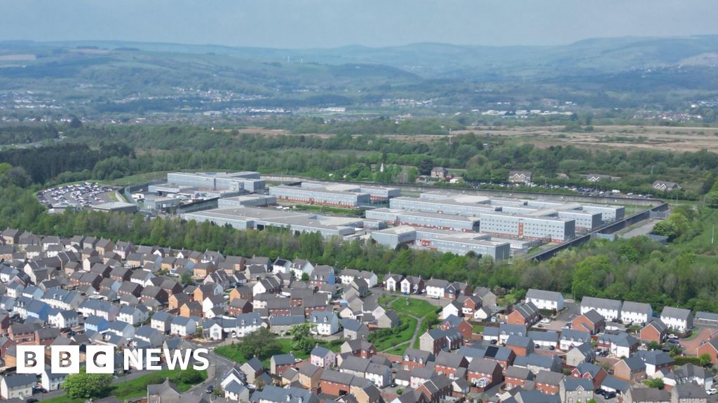 HMP Parc will not be nationalised, says minister - BBC News
