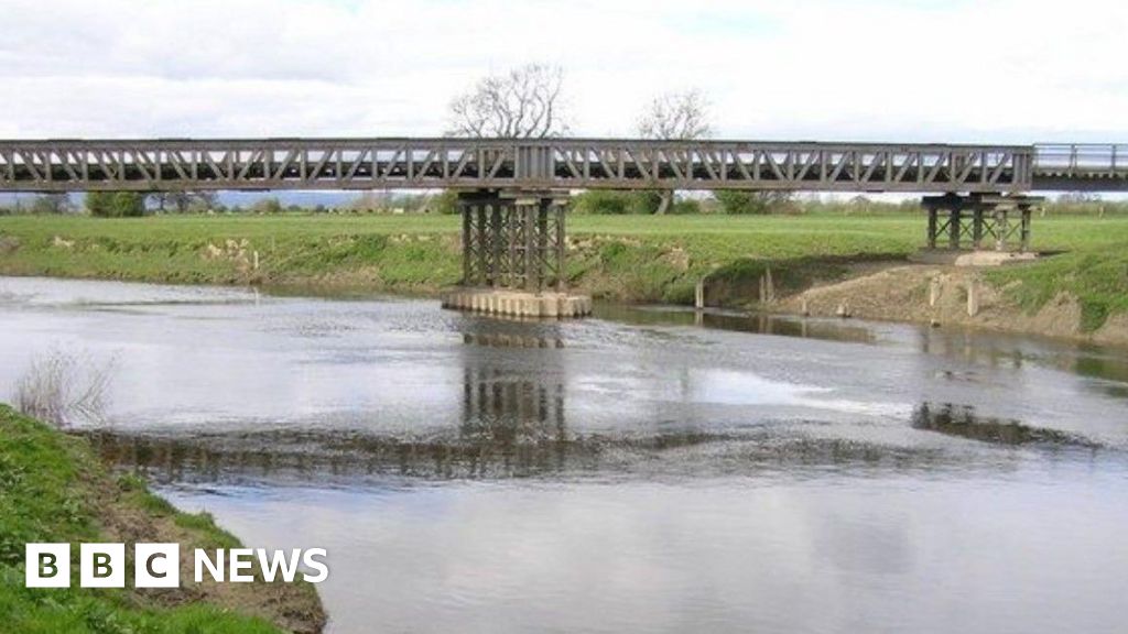 Repaired Melverley bridge opens with restrictions