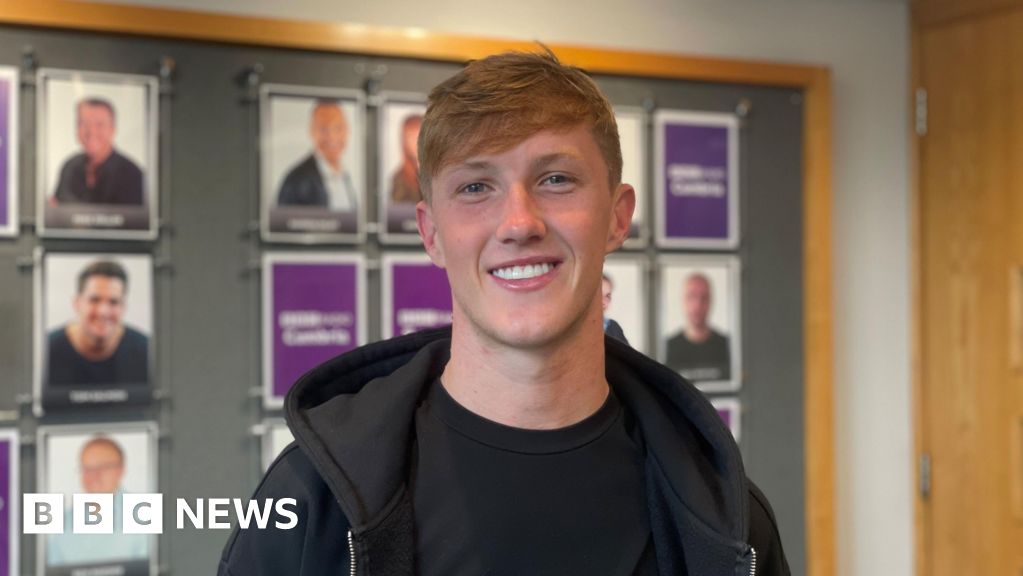 Amputee goalkeeper defies odds to bring team to victory - BBC News