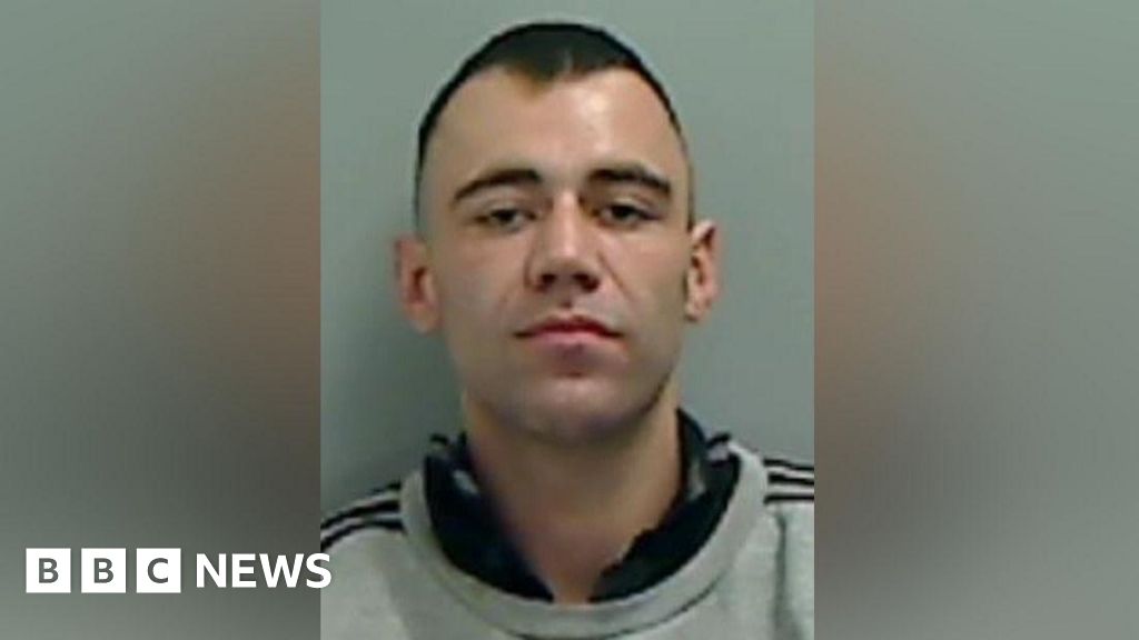 Hartlepool attacker who broke women's bones jailed - BBC News