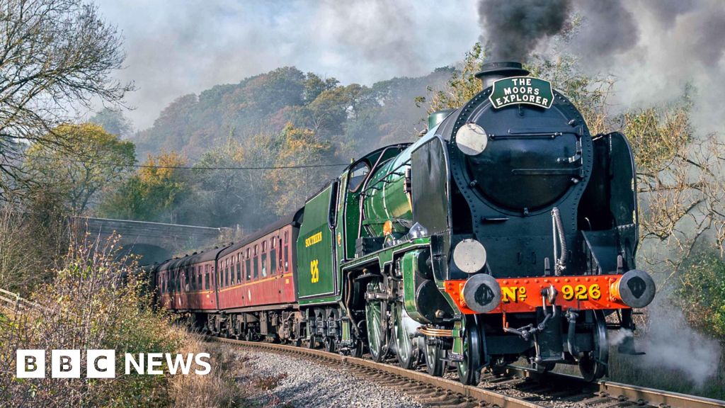 Historic locomotive No. 926 Repton to star at Swanage steam gala