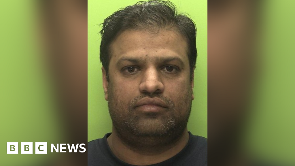 Nottingham Taxi Drivers Dashcam Recorded His Sex Offences