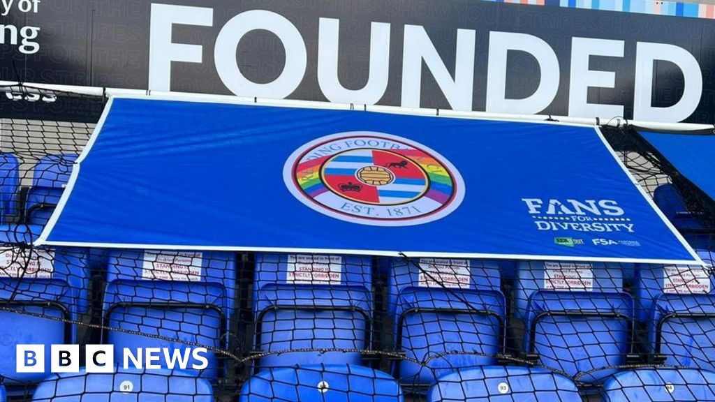 Reading FC fans celebrate new LGBT+ flag for matches - BBC News