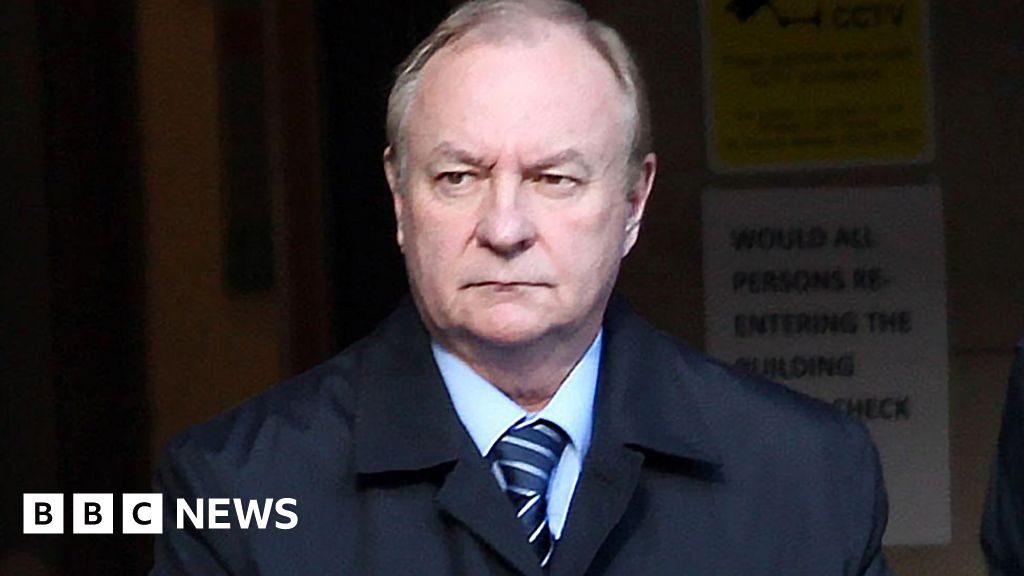 Ponzi scheme fraudster jailed for £13m fraud can only pay back £800 ...