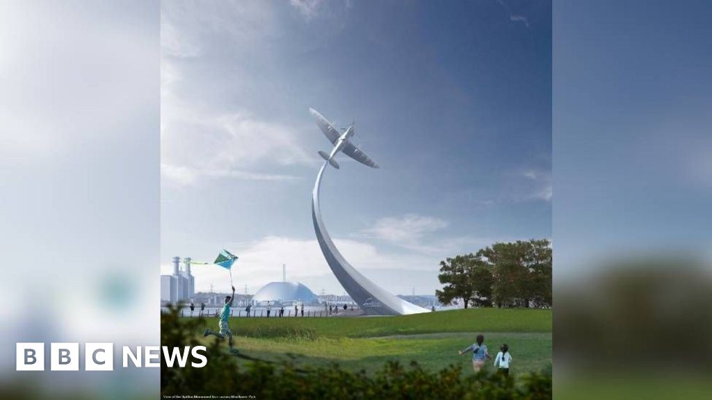 Southampton Spitfire monument given boost by No 10 event - BBC News