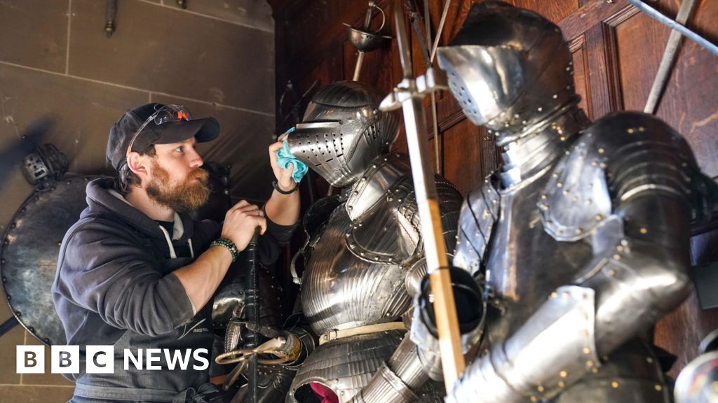 In pictures: Warwick Castle staff aim to make knights' armour shiny ...