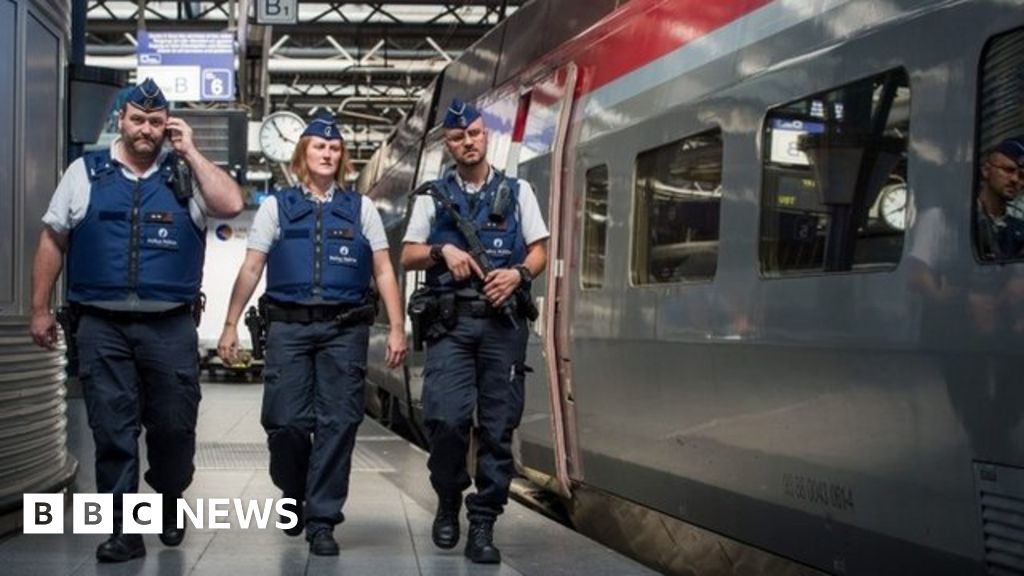 The questions that remain over France train shooting - BBC News
