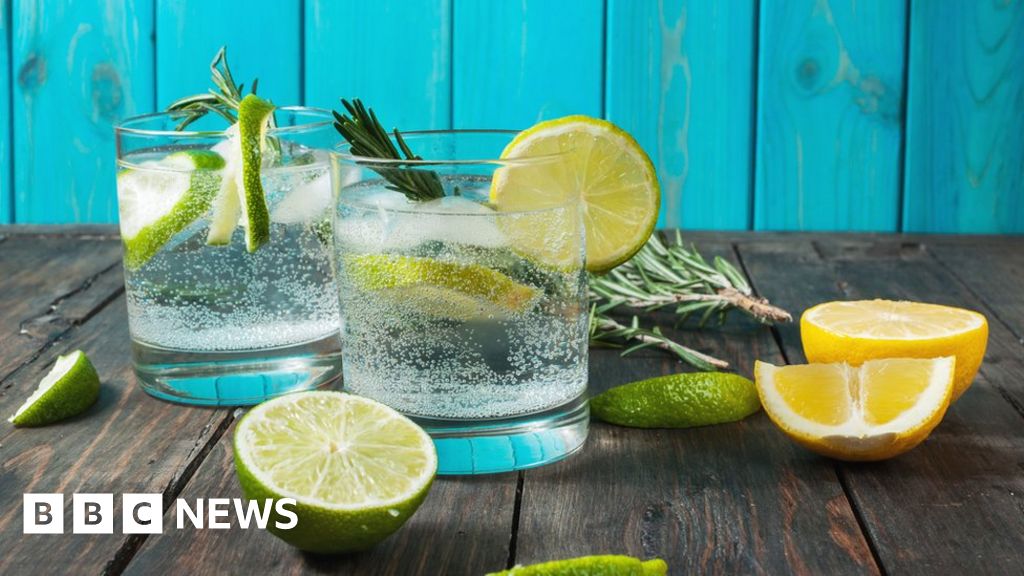 Gin for breakfast? Alcoholic yoghurt raises eyebrows - BBC News