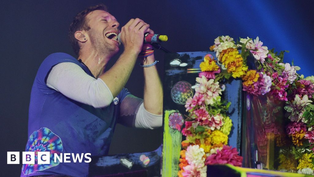 Music News LIVE: Radio 1's Big Weekend catch-up - BBC News