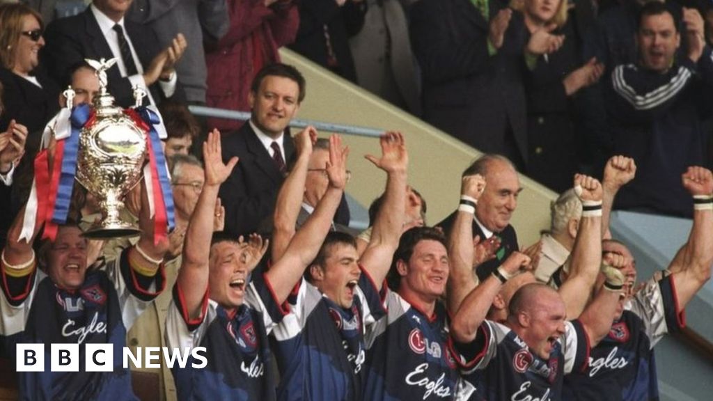 Sheffield Eagles rugby league club returns to home city - BBC News