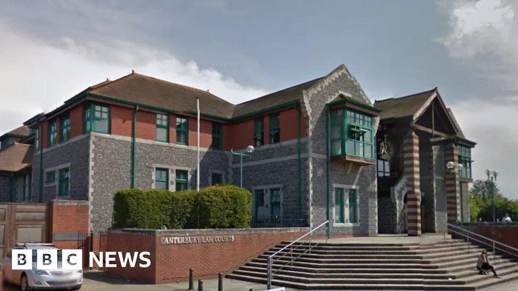 Man to face trial after denying bomb hoax threat in Margate - BBC News