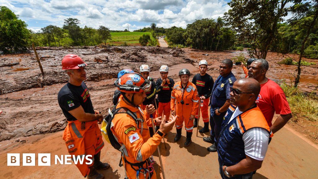 Vale halts bonuses and dividend after dam deaths