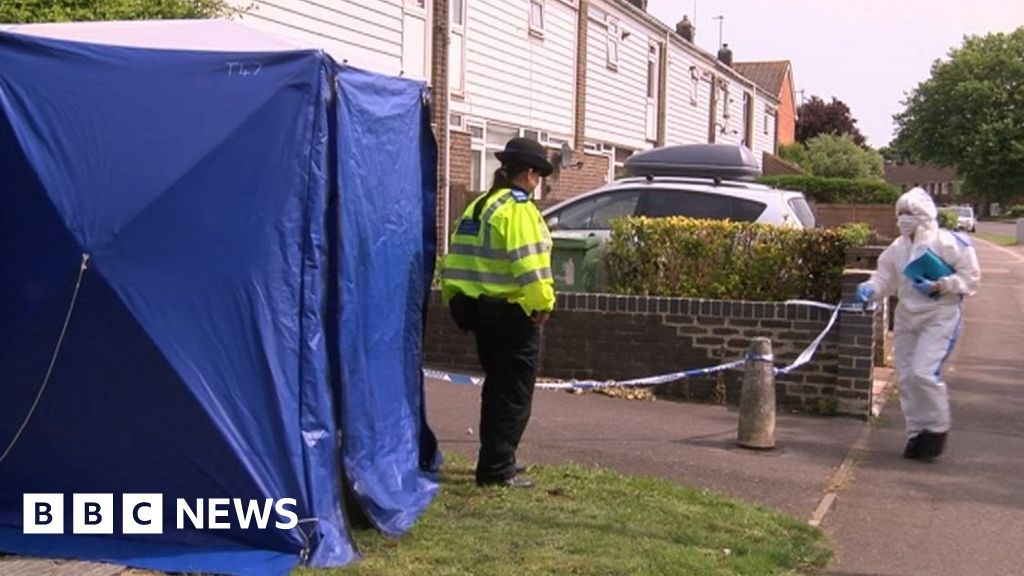 Oxford murder probe after man dies following brawl