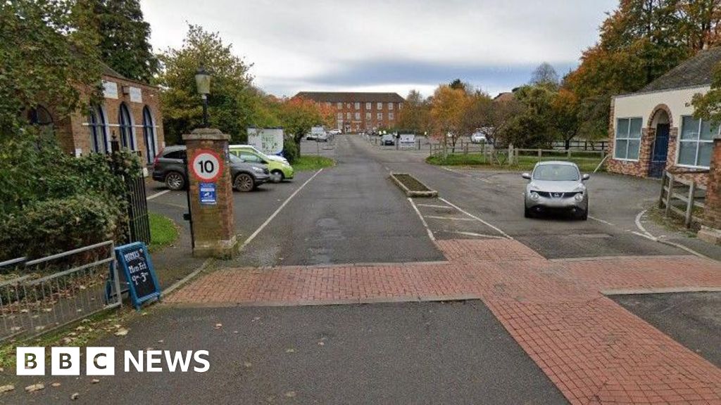 Plans submitted to turn RAF Manby base into apartments