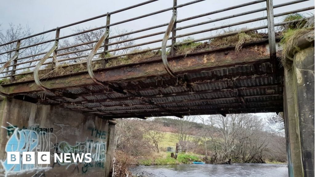 Proposals for new Moray bridge take a step forward