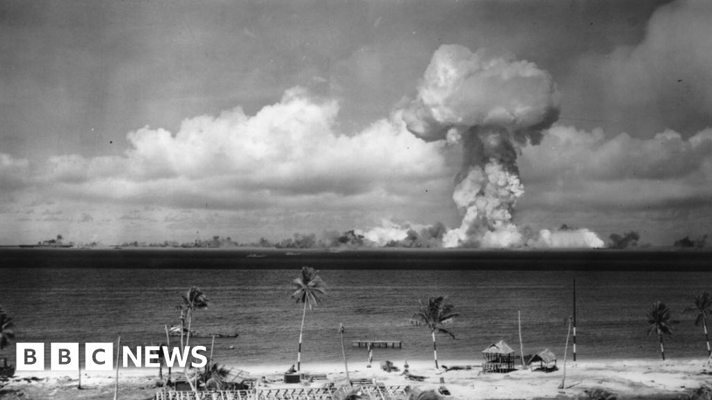 UN court throws out Marshall Islands' nuclear weapons case - BBC News