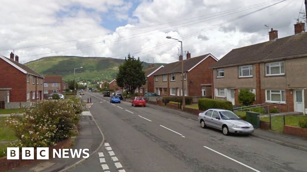 Port Talbot murder probe: Arrest after man, 37, dies - BBC News