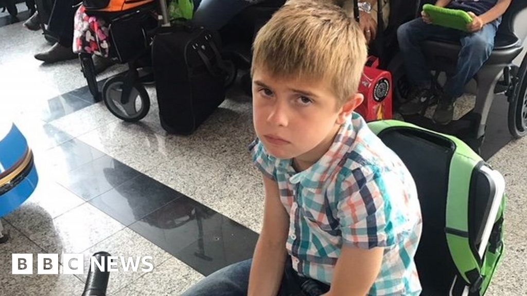 Jet2 asks boy in mobility scooter to 'prove disability' - BBC News