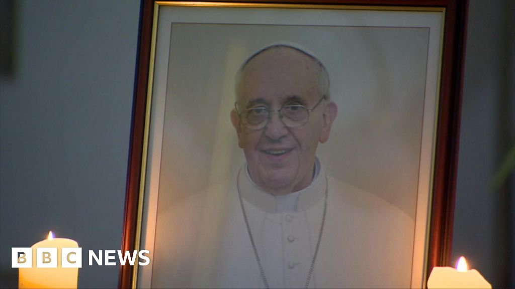 Pope Francis: 'Sad day for Catholics around the world' - BBC News