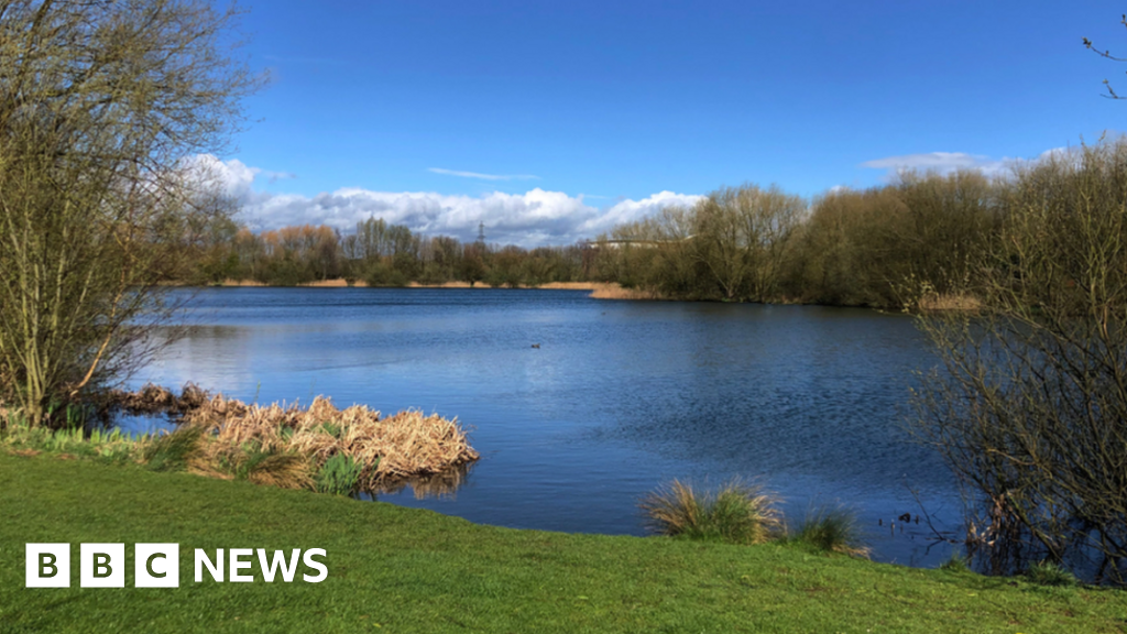 Residents urged to take part in Dishley Pool wildlife survey