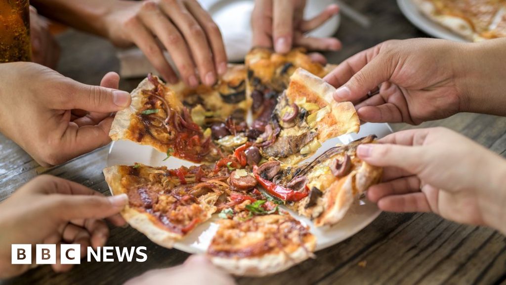 'Four hours to walk off pizza calories' warning works, experts say ...