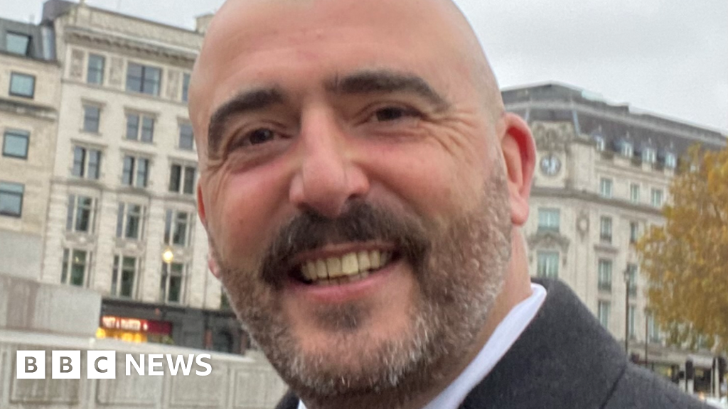 Worcester veteran says LGBT military ban apology returns his dignity