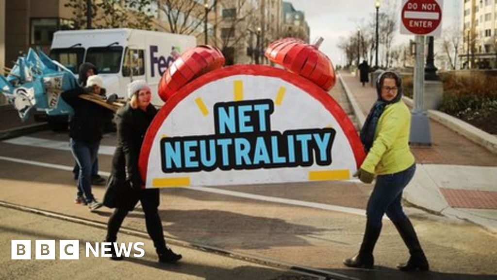 US officially repeals net neutrality rules - BBC News