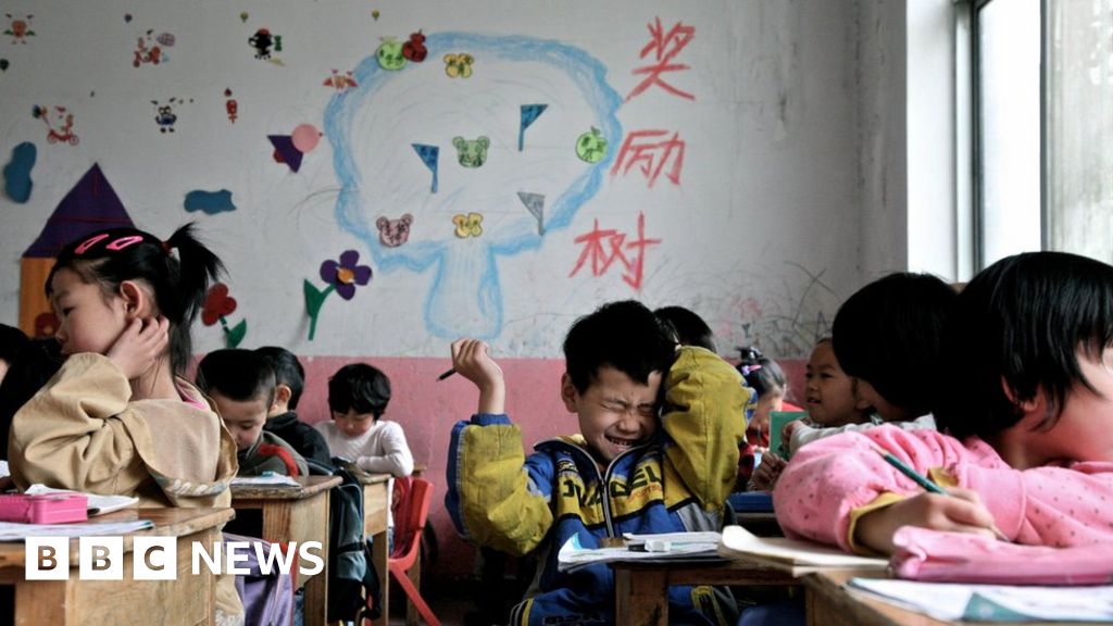 China to protect migrant workers' 'left-behind' children - BBC News