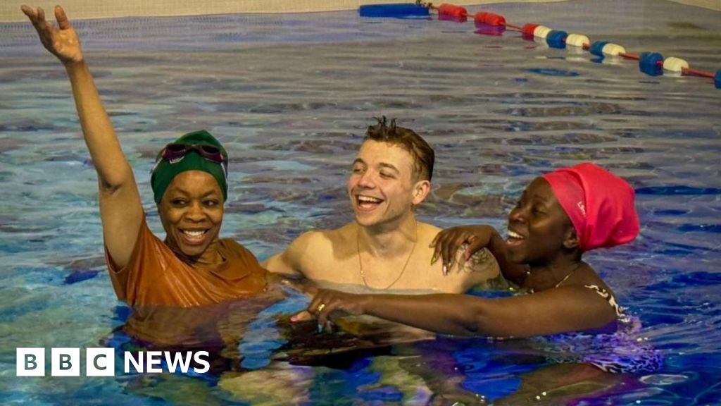 Actors rehearse in Coventry swimming pool before play opens