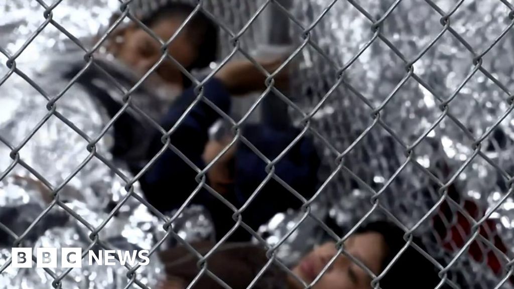 The sound of migrant children separated from parents - BBC News