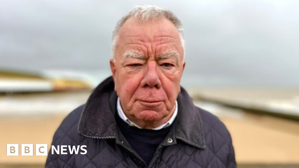 Walton and Frinton volunteer is 'stood down' over RNLI boat change ...