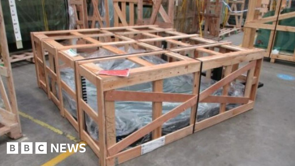 PSV Glass and Glazing Limited fined £200k after worker crushed - BBC News