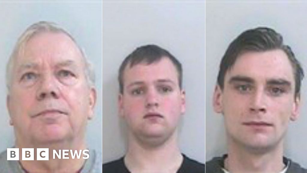 Preston takeaway staff jailed for sex abuse of underage girls - BBC News