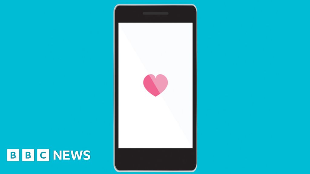 Twitter's 'favourite' stars change into 'like' hearts - BBC News