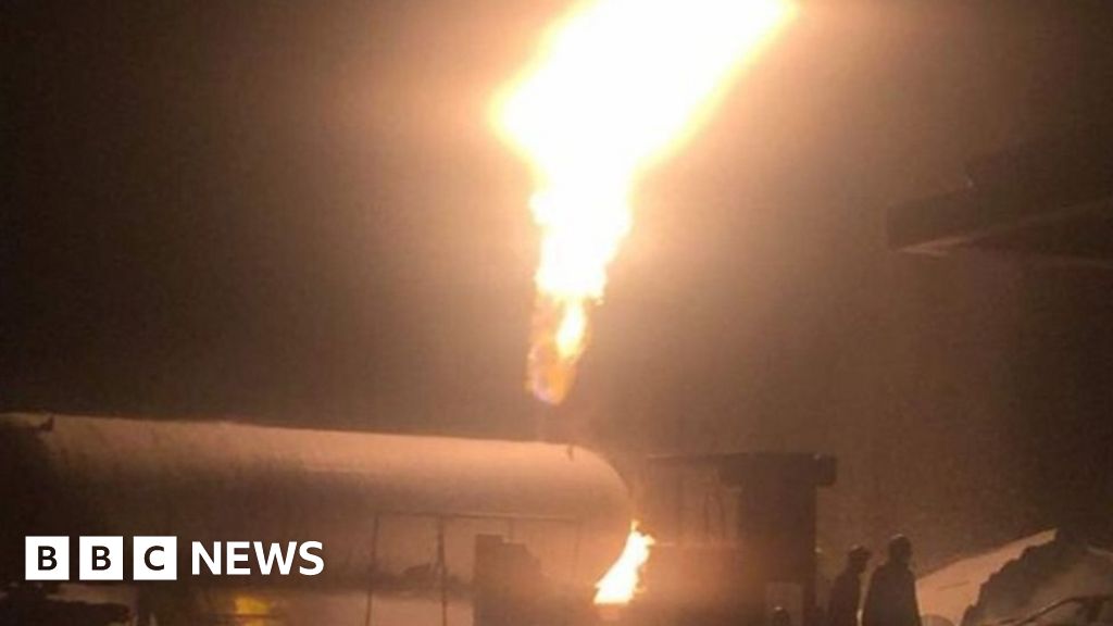 Gas explosions rocks Accra - BBC News