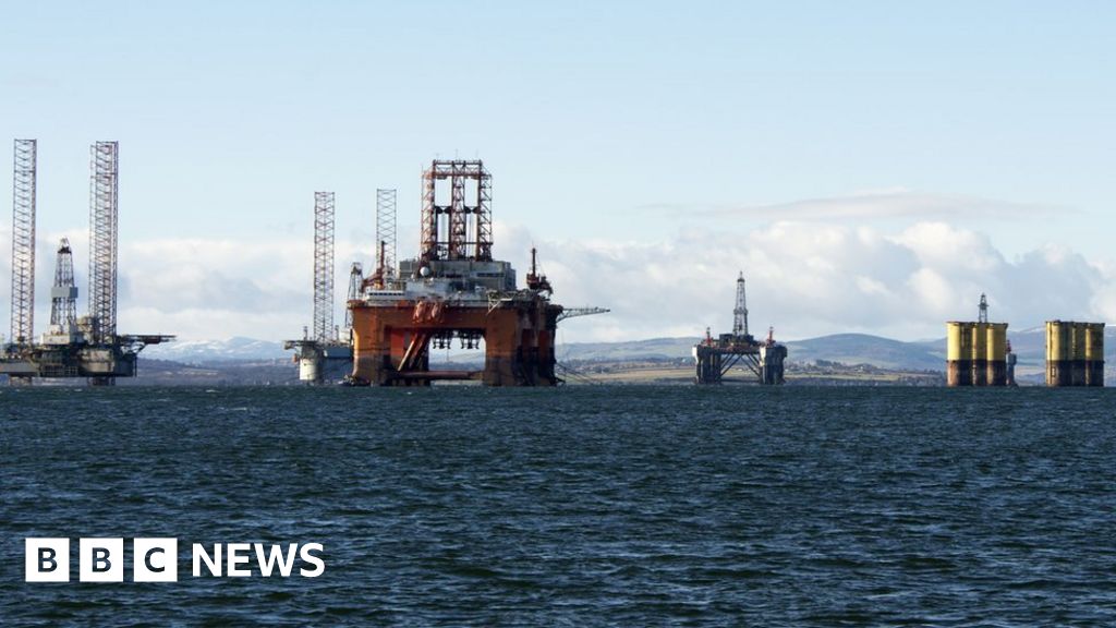 Shell: 'No plans' to sell North Sea assets - BBC News