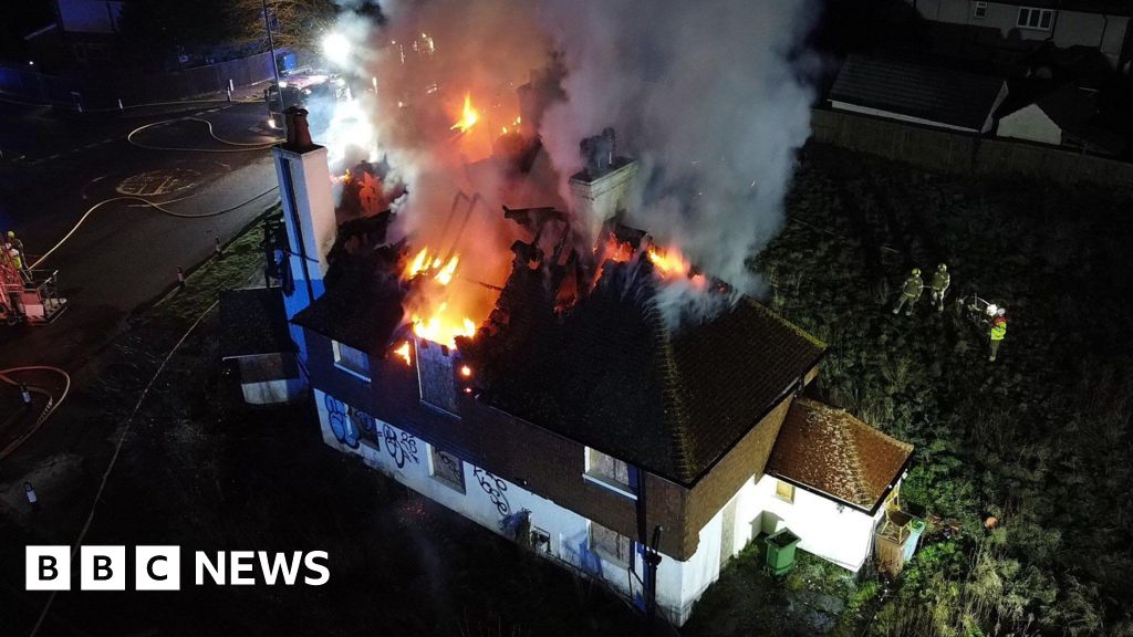 Eastbourne: Derelict house fires 'deliberate but not linked'