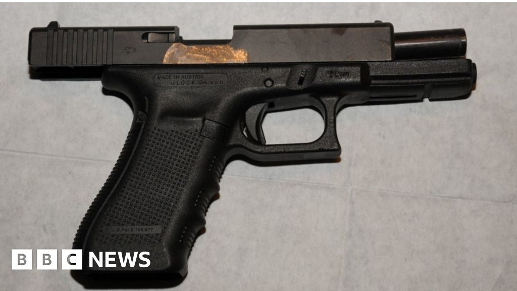 Laindon: Man found with gun under bed is jailed - BBC News