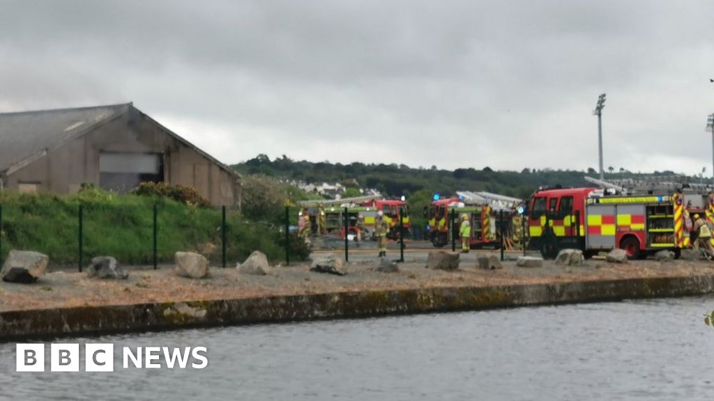 Newry: Albert Basin shed fire 'started deliberately' - BBC News
