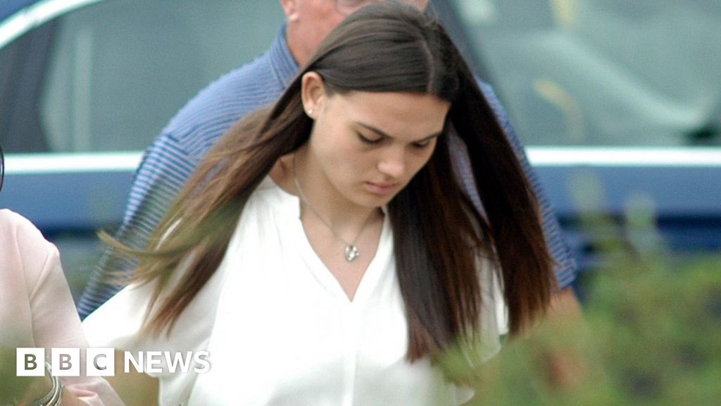 Wales women's rugby league captain cleared of assault - BBC News