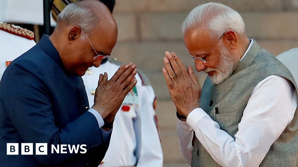 Narendra Modi sworn in for second term after election landslide - BBC News