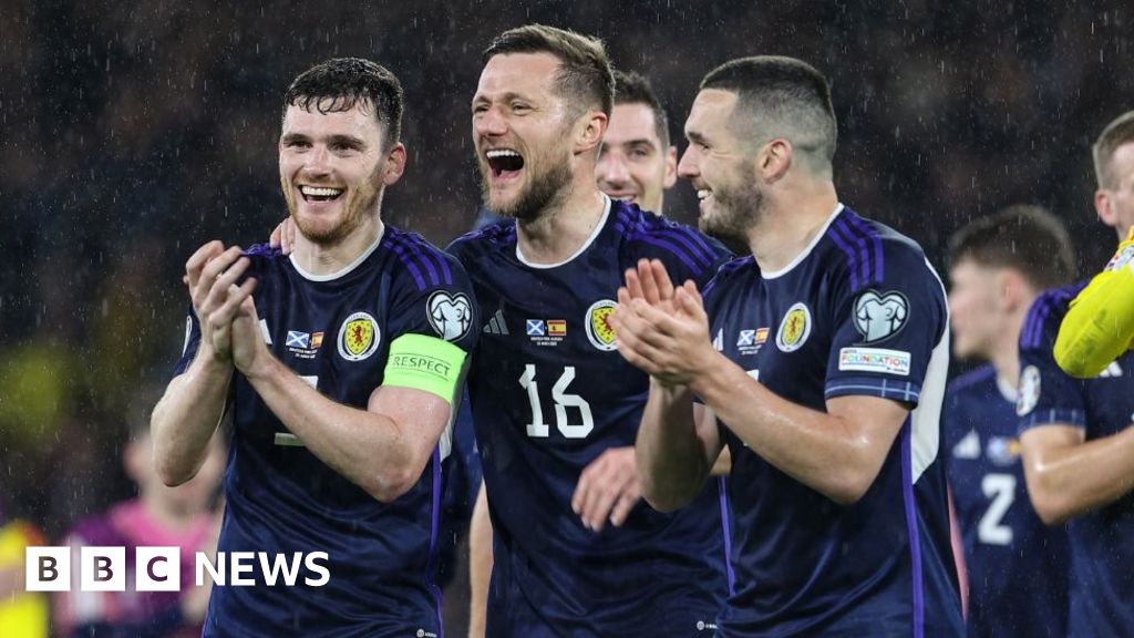 'Encouraging' talks held on Scotland TV rights - BBC News