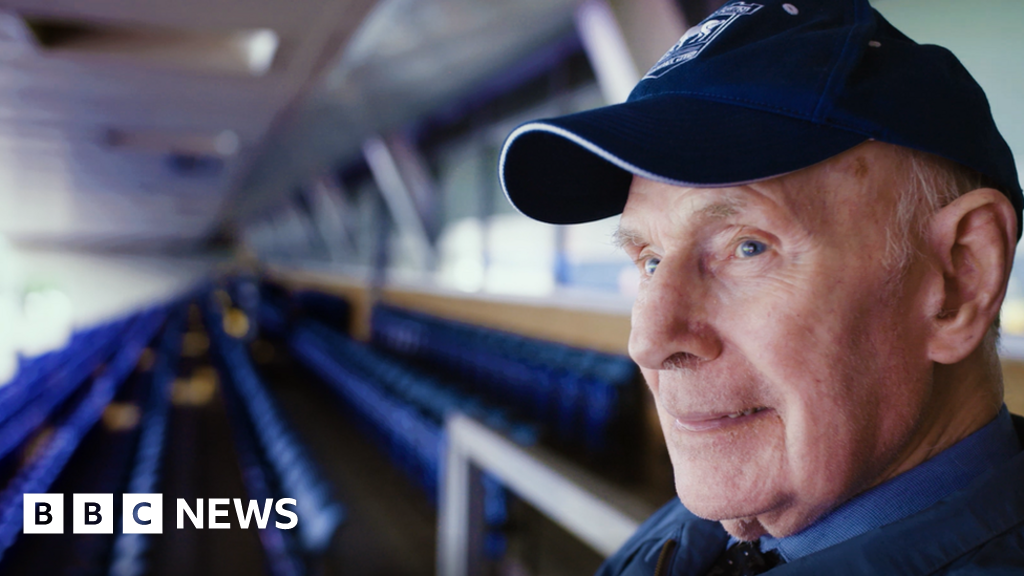 Ipswich Town: Fan, 86, relives childhood memories thanks to care home ...