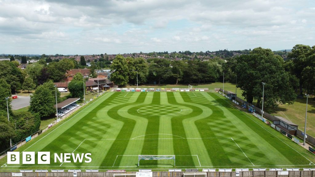 Westfields groundsman wins social media acclaim for pitch design