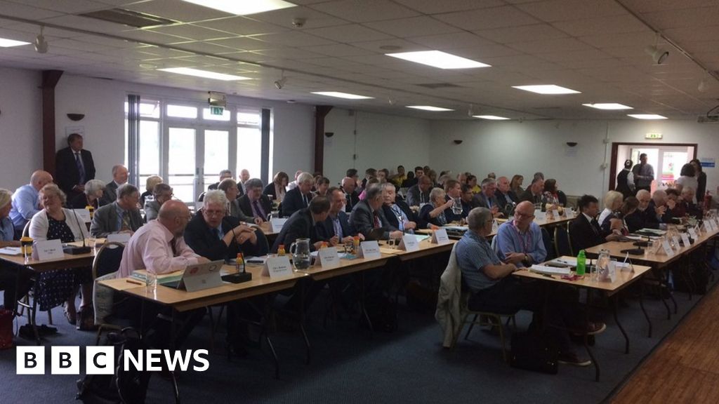 Somerset County Council chief in overspending warning